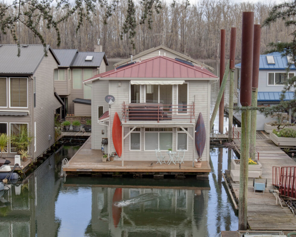 Recently Sold! – Floating Homes Portland | Floating Homes Portland